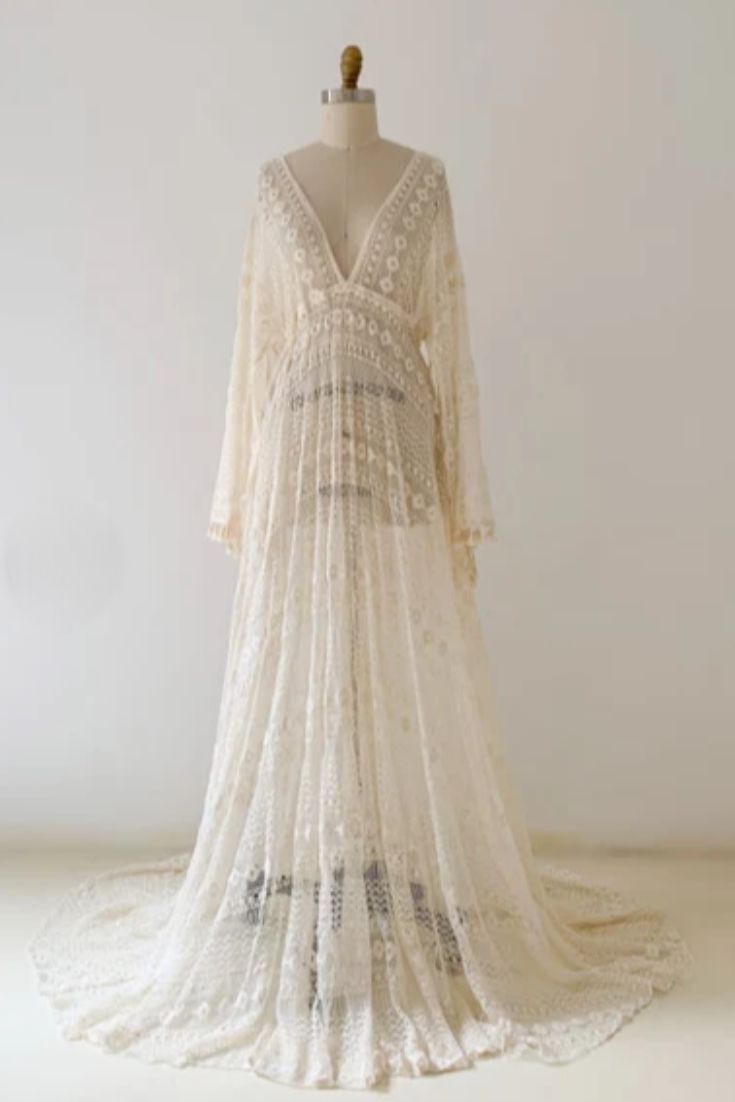 12 Plus Size Etsy Shops to Know - Alexa Webb