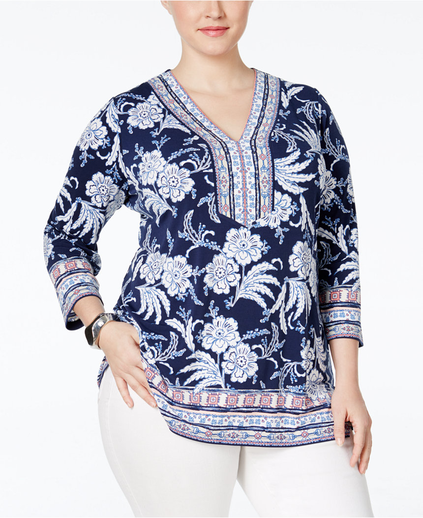 36 Plus Size Summer Tops with Sleeves - Alexa Webb